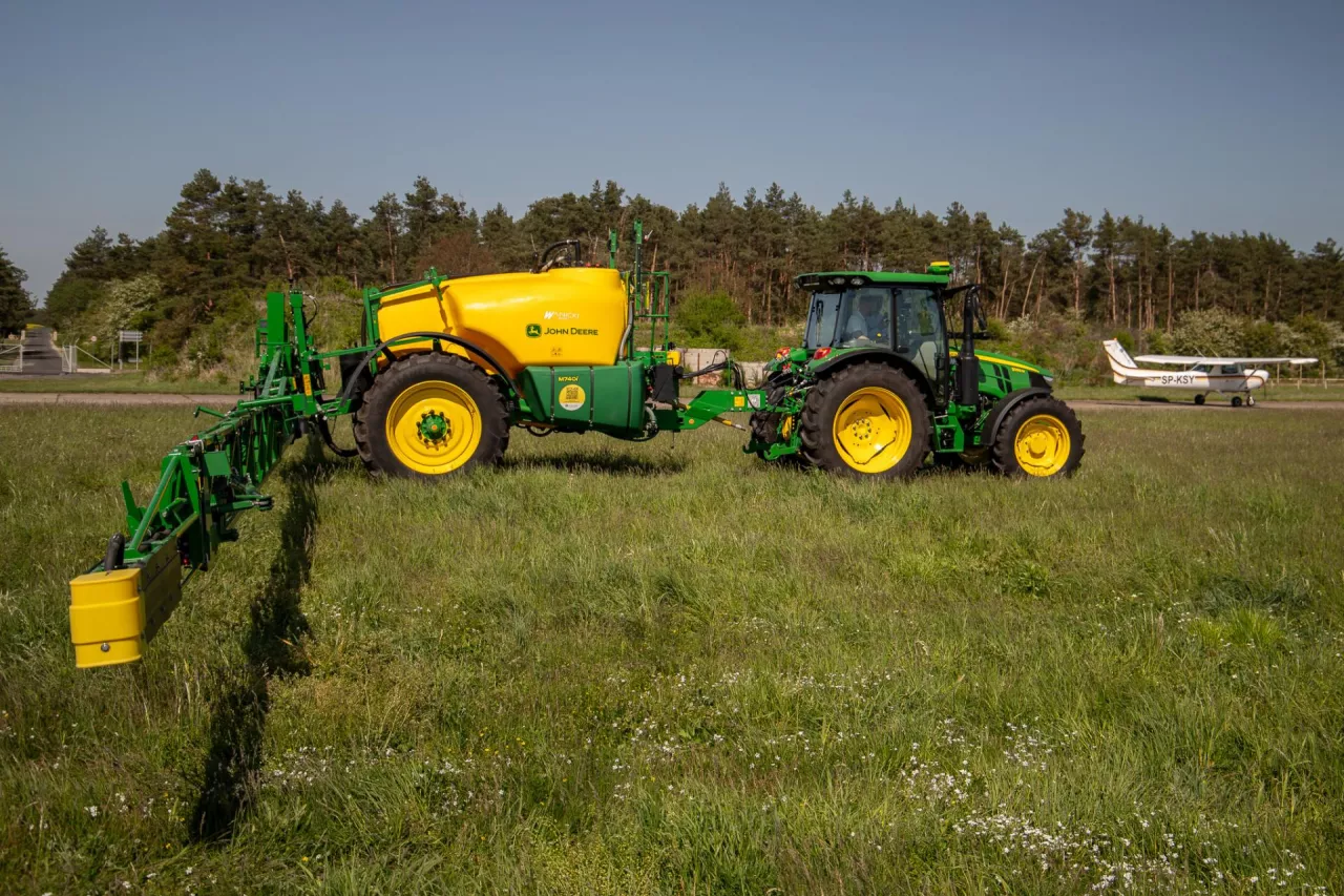 Zarząd firmy Deere wybrał Johna Maya na stanowisko dyrektora operacyjnego
